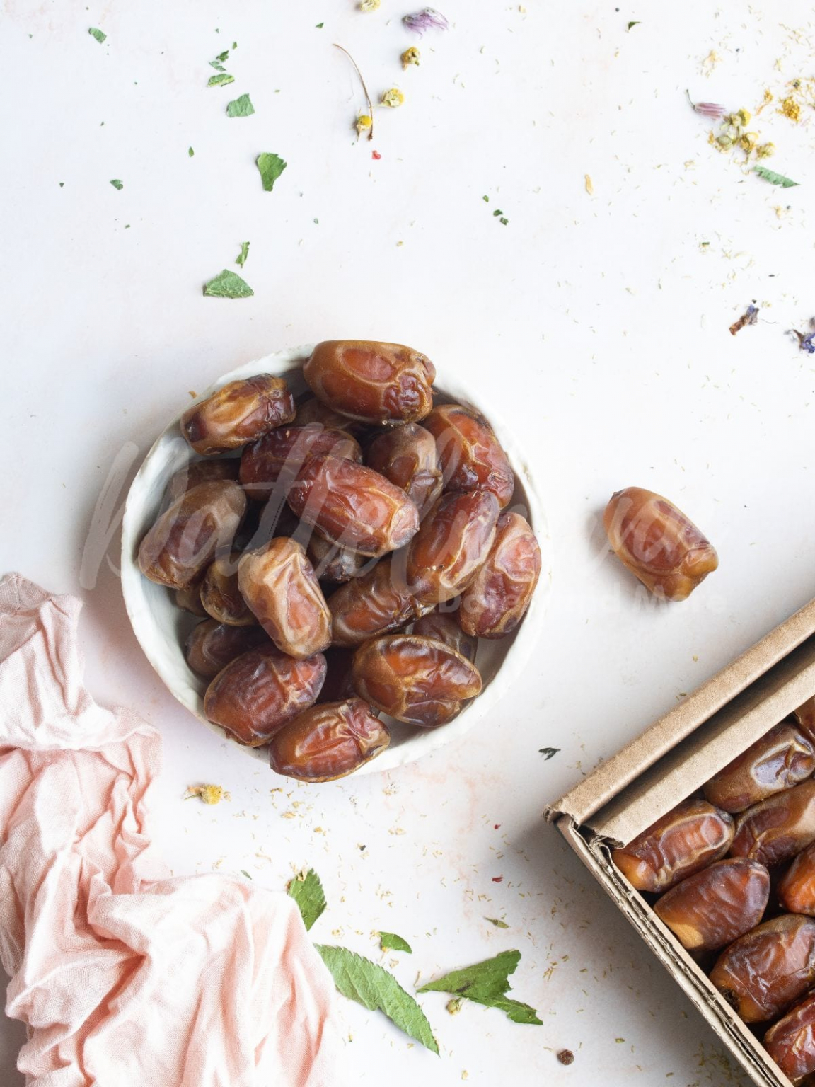 Datulės Segaj | Datulės